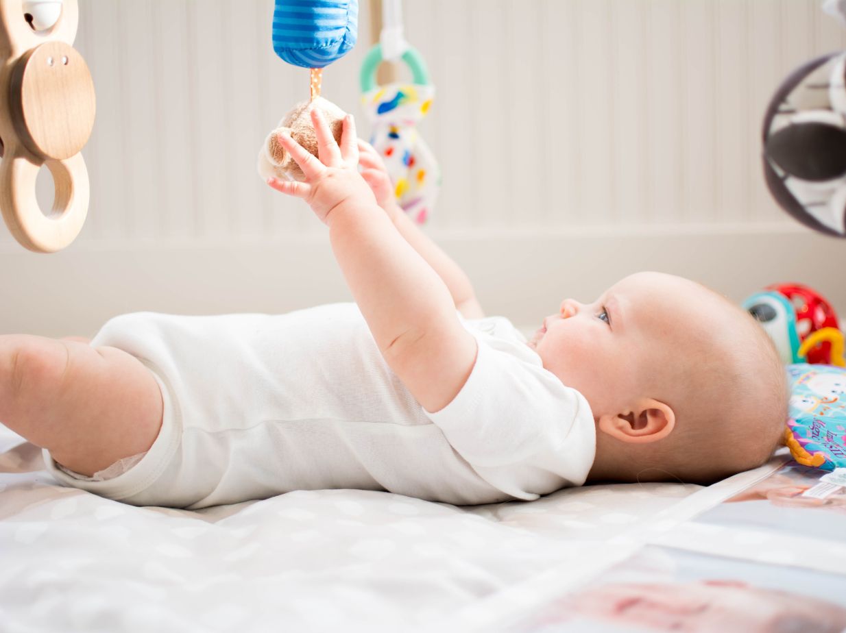 Ejercicios de estimulación temprana para bebés - Club Cañada Natación